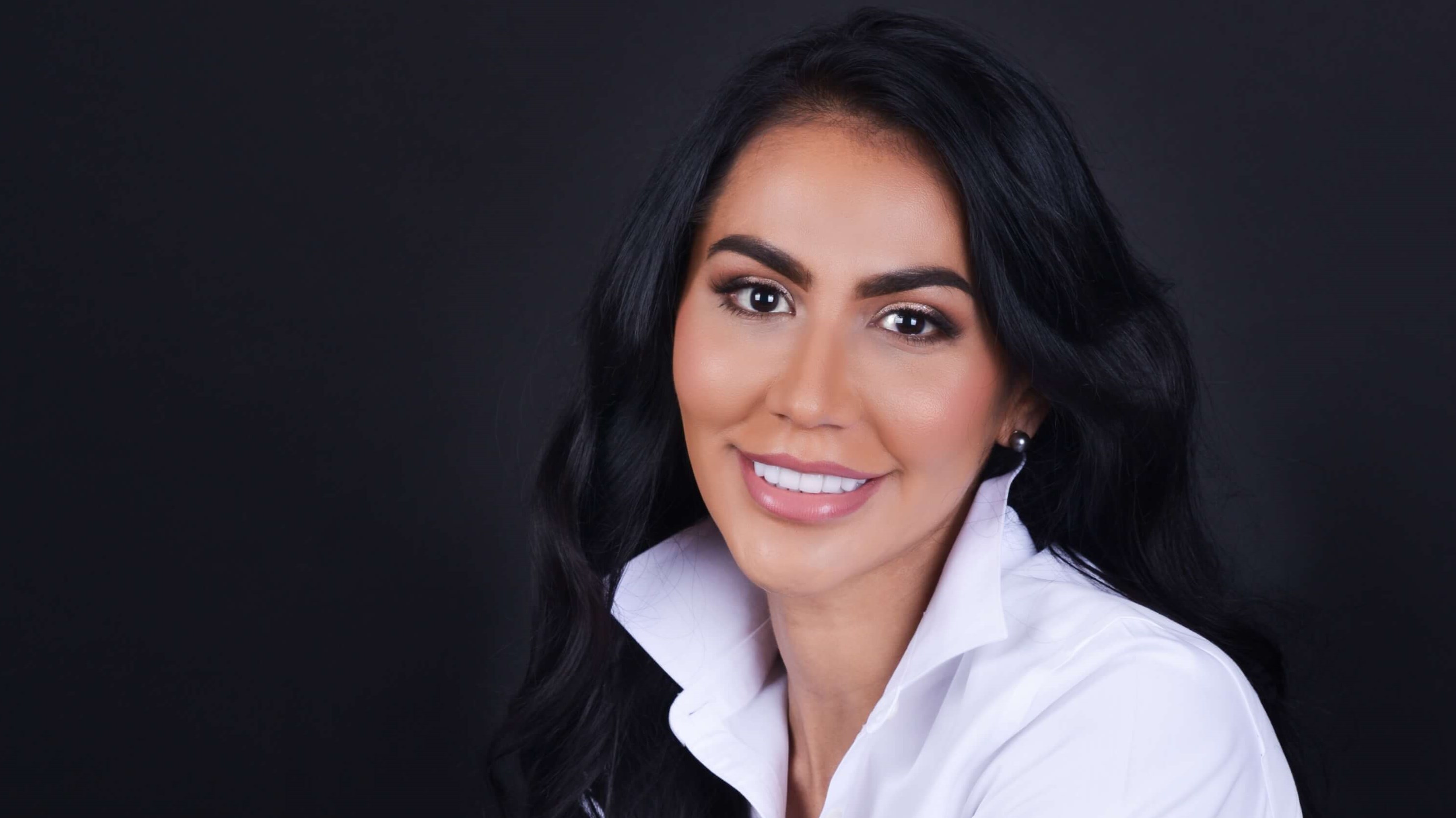 TOP 5 UNBELIEVABLE BEFORE & AFTER COSMETIC DENTISTRY TRANSFORMATIONS TOP 5 UNBELIEVABLE BEFORE & AFTER COSMETIC DENTISTRY TRANSFORMATIONS